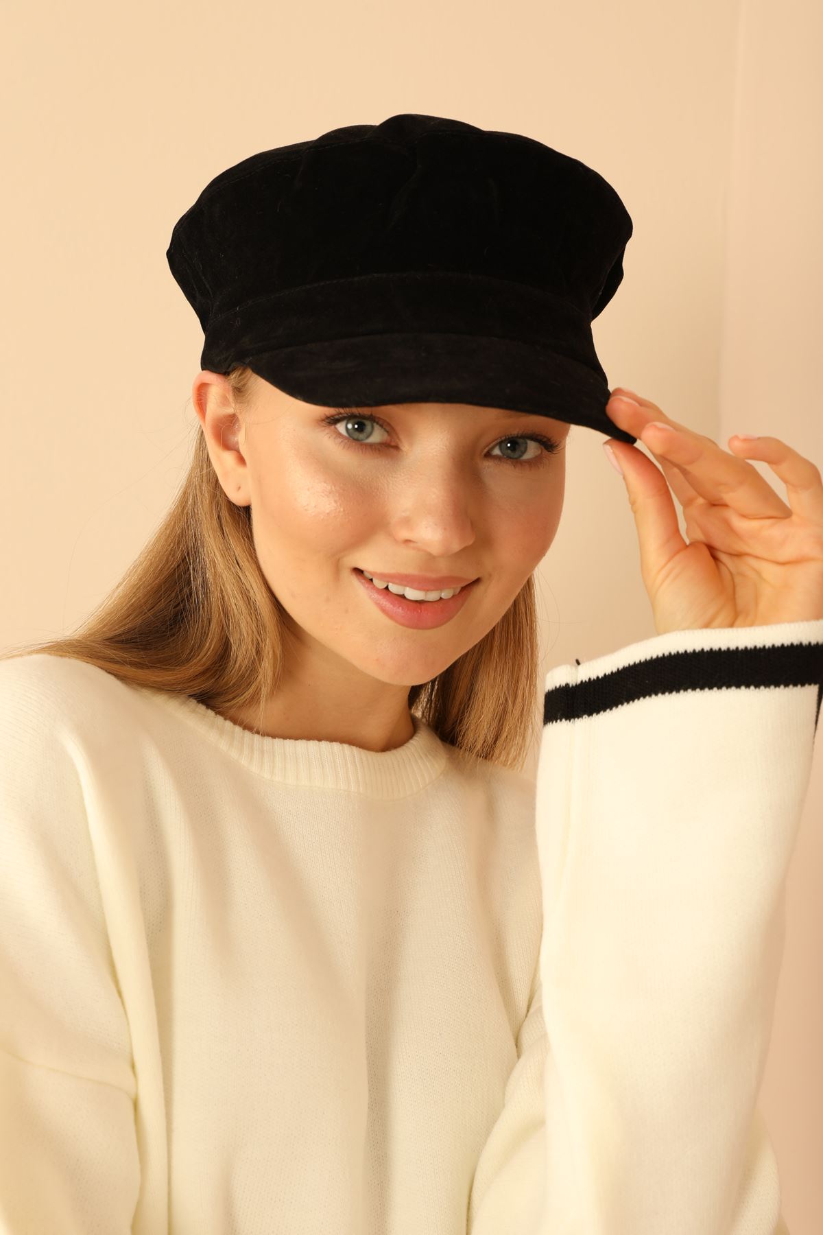 Suede Women's Cap-Black