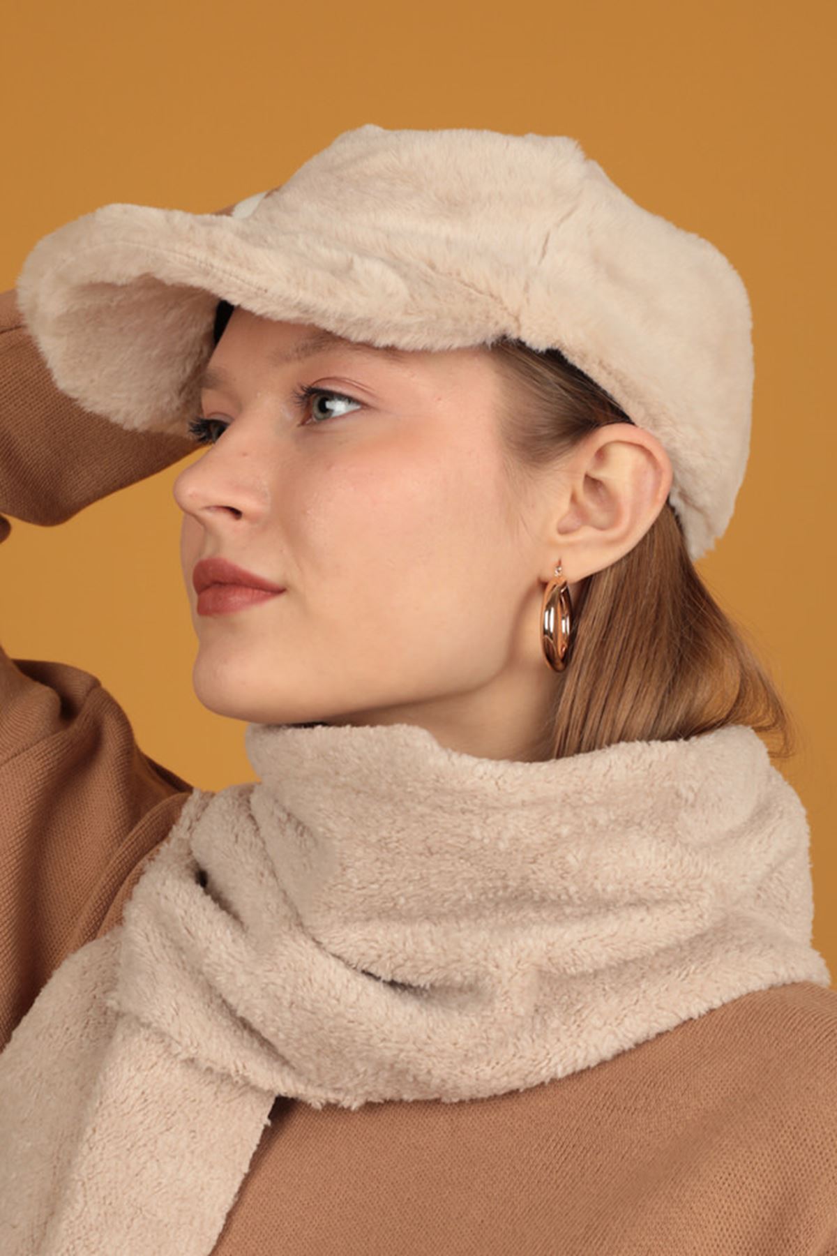 Women's Plush Cap-Beige