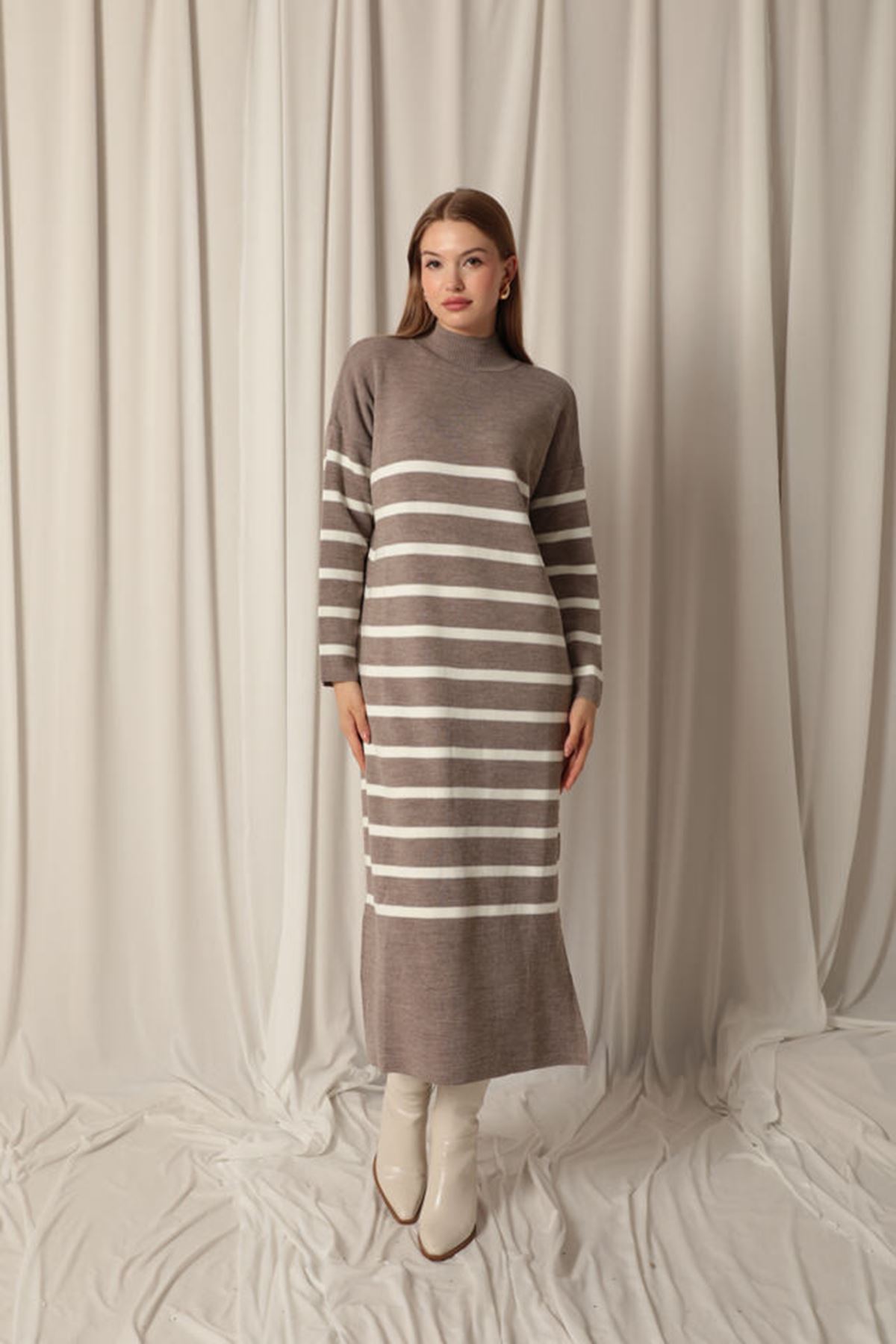 Knit Fabric Turtleneck Striped Mink Dress